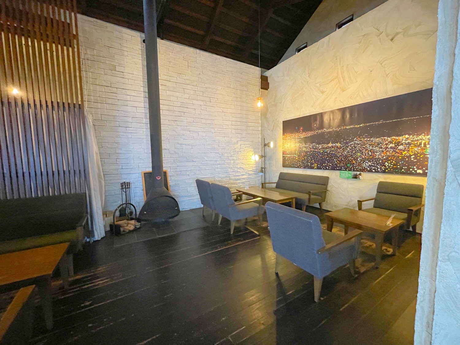 Granite cafe｜グラニットカフェ[兵庫県神戸市／六甲山]ドライブデートに最適！神戸から大阪までの絶景を眺めながら楽しめるカフェ | Bambi Cafelife